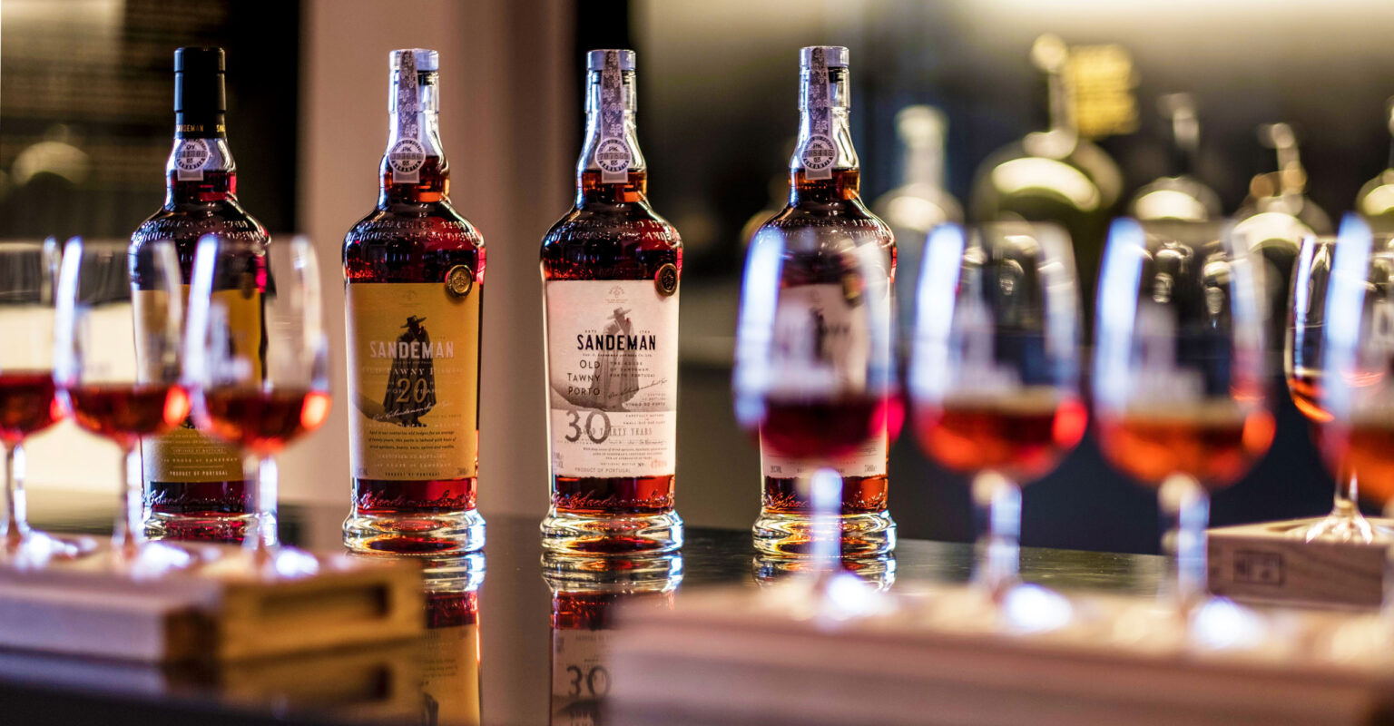 How Long To Keep An Open Bottle Of Port Grape To Glass